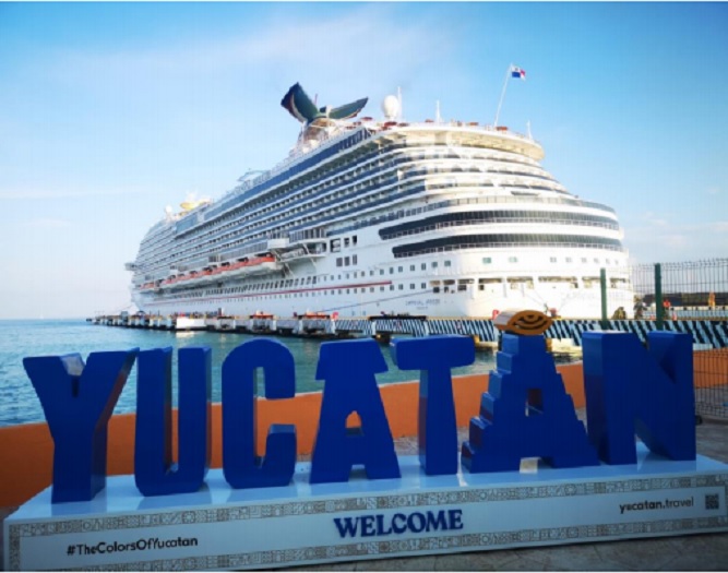 Arriba a puerto Progreso Primer crucero “Carnival Breeze”